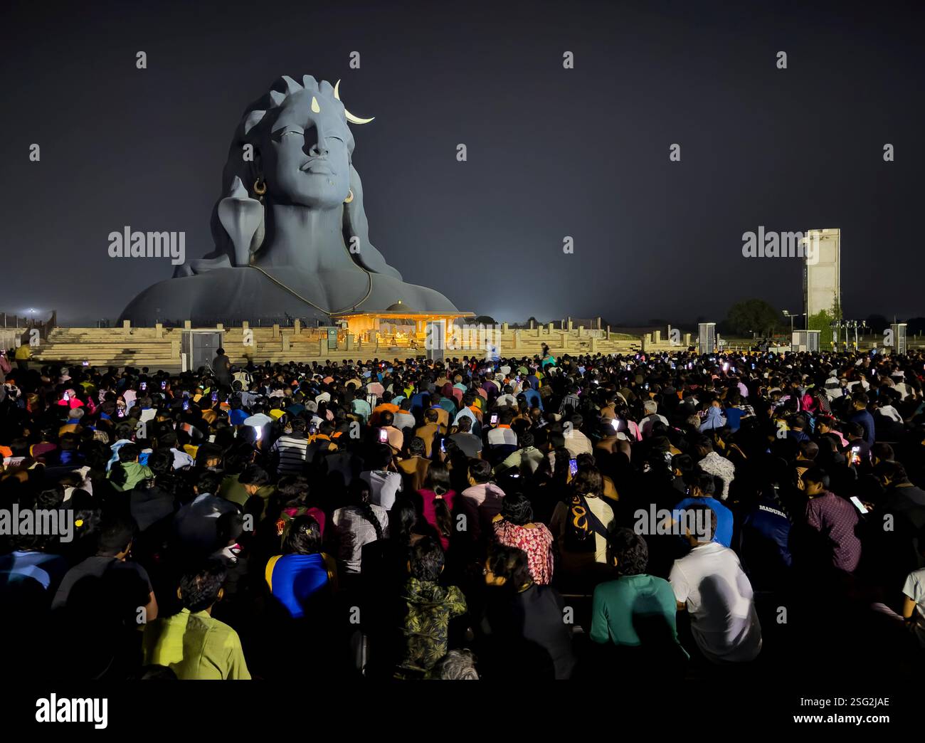 Sadhguru's (Jagadish Vasudev) Isha Yoga Center has a 112 foot statue of ...