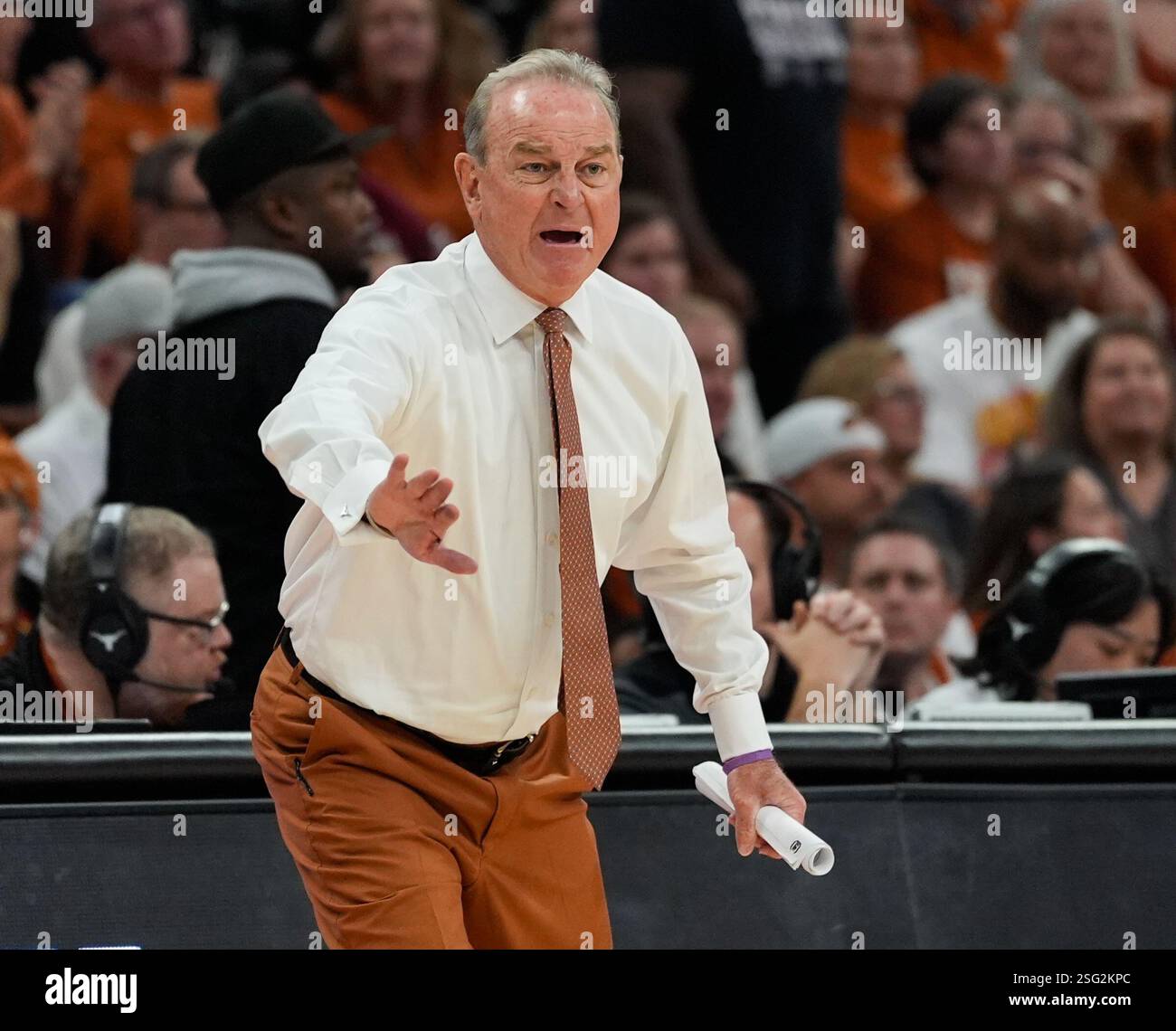 Austin, Austin, USA. 9th Feb, 2025. Texas head coach VIC SCHAEFER ...
