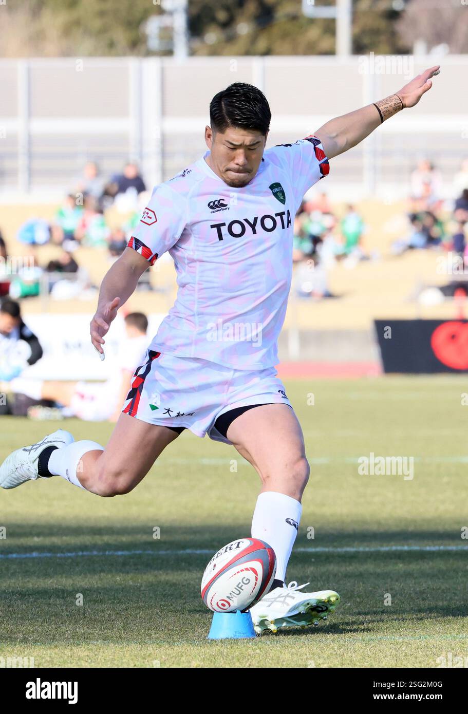 Tokyo, Japan. 9th Feb, 2025. Toyota Verblitz fly half Rikiya Matsuda ...