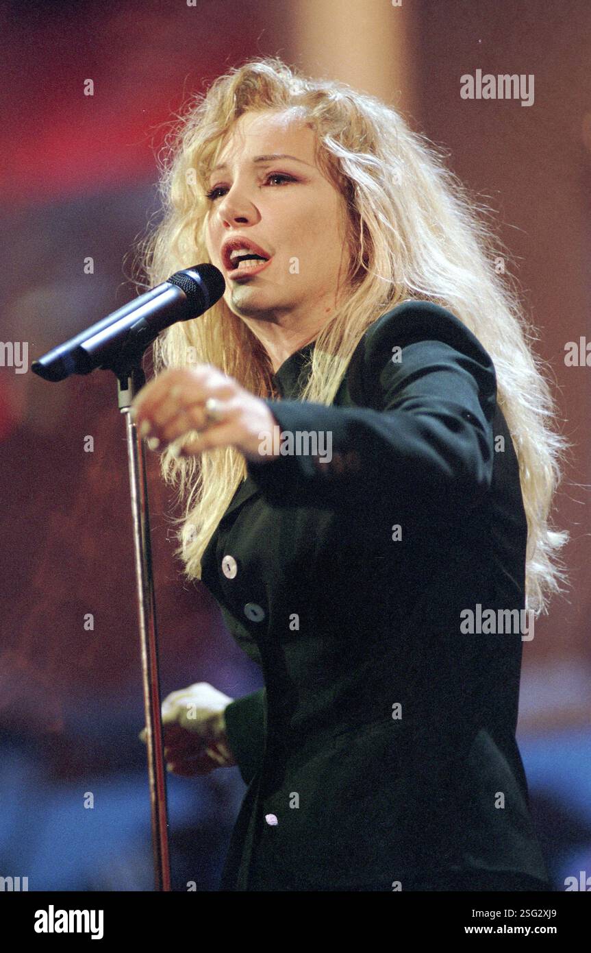 Ivana spagna photos 1995 hi-res stock photography and images - Alamy