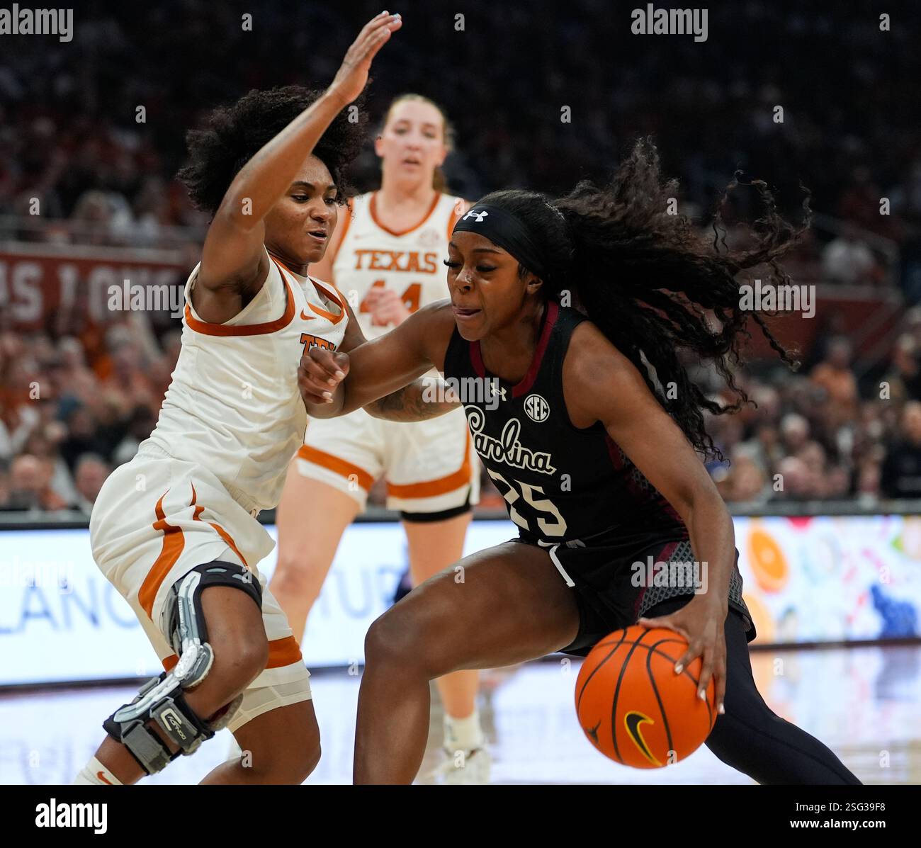 Austin, Austin, USA. 9th Feb, 2025. South Carolina guard RAVEN JOHNSON ...