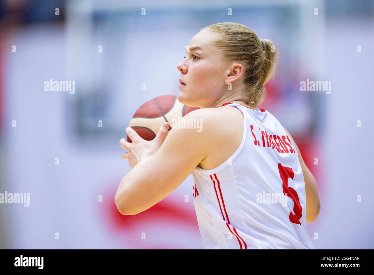 Gentofte, Denmark. 09th Feb, 2025. Sofie Tryggedsson (5) of Denmark ...