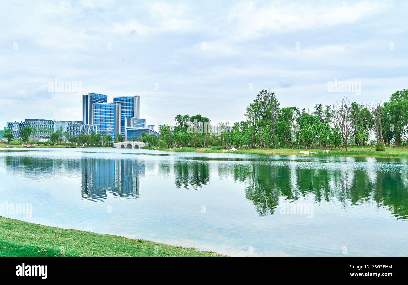 Scenery of Dong'an Lake Park in Chengdu, Sichuan, China Stock Photo - Alamy