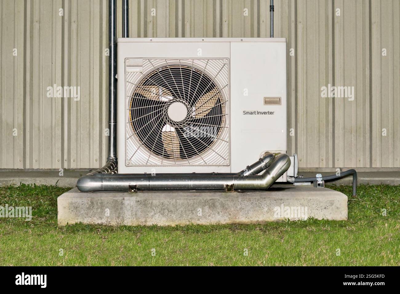 Smart Inverter air conditioning system commercial building exterior ...