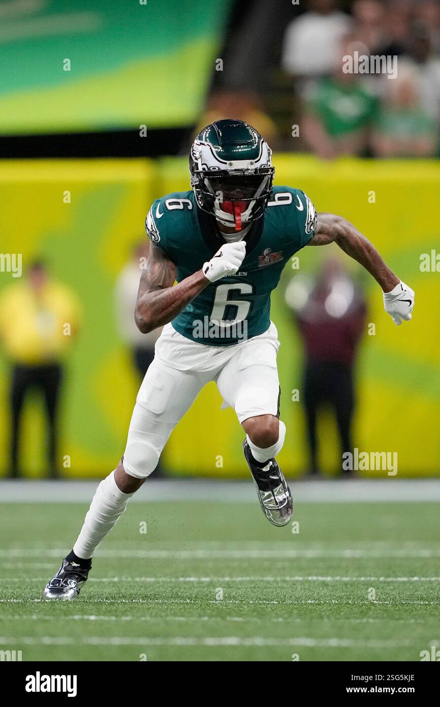 Philadelphia Eagles wide receiver DeVonta Smith (6) runs a route against the Kansas City Chiefs ...