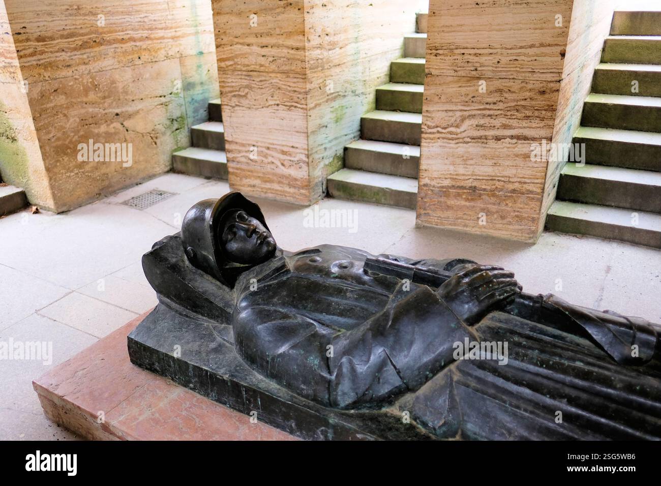 Fallen soldier bronze statue, cast by Thomas Wimmer from the original ...