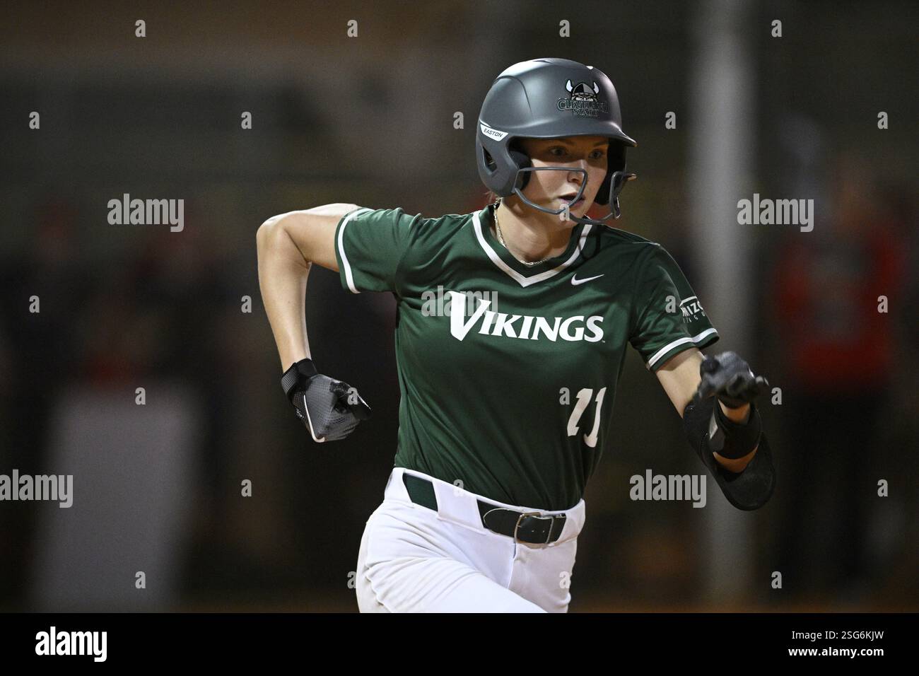 Cleveland State's Peyton Mueller-Stenz (11) runs after hitting a pitch ...