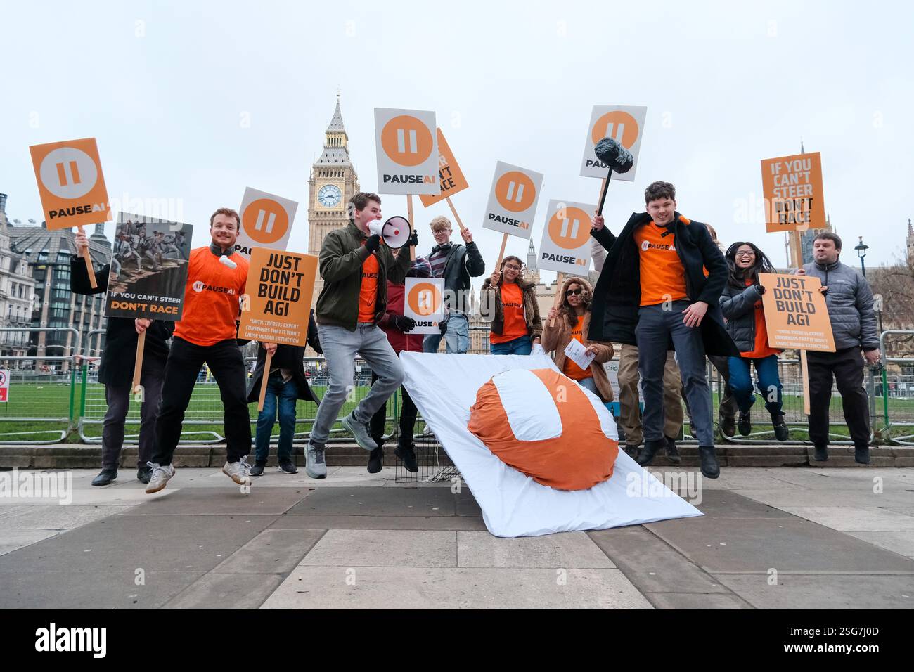 Ai safety uk hi-res stock photography and images - Alamy