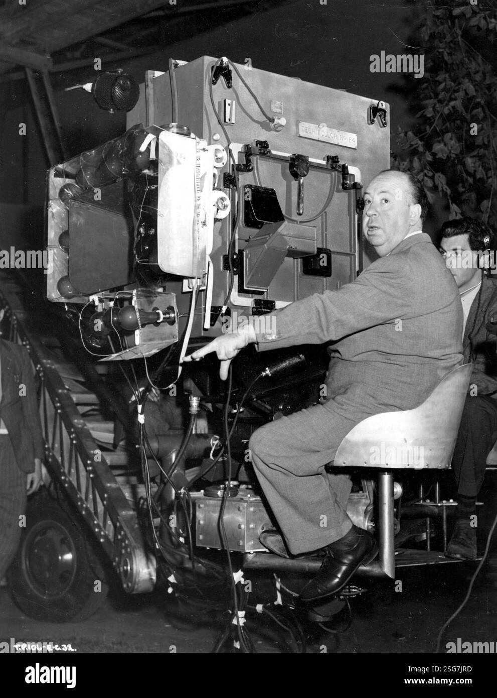 UNDER CAPRICORN DIRECTOR, ALFRED HITCHCOCK AND CAMERA OPERATOR, PAUL ...