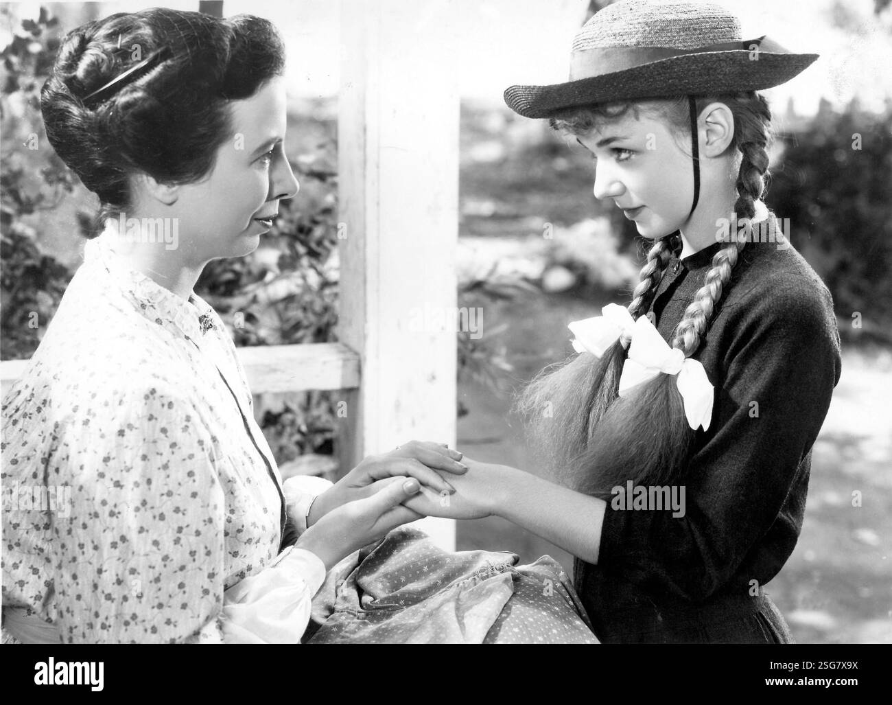ANNE OF GREEN GABLES SARA HADEN, ANNE SHIRLEY Date: 1934 Stock Photo ...