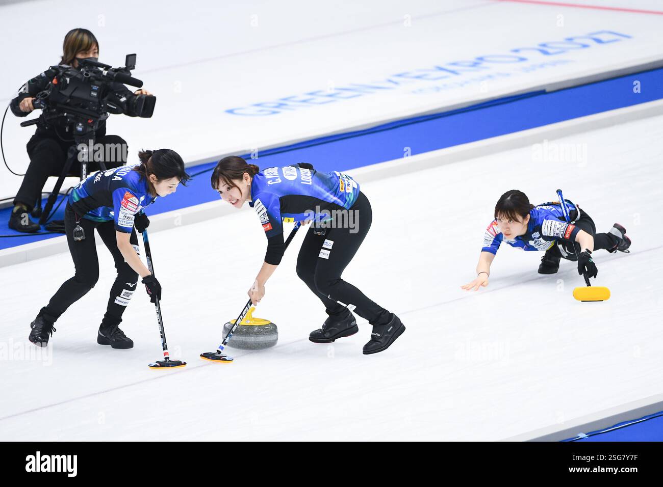 LOCOSOLARE team group, FEBRUARY 8, 2025 - Curling : Japan curling ...
