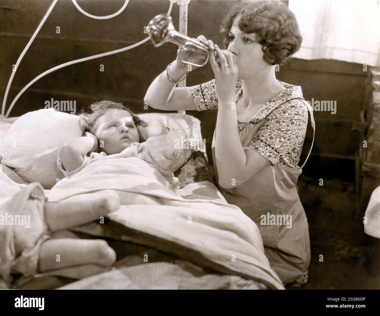 JAWS OF STEEL HELEN FERGUSON Date: 1927 Stock Photo - Alamy