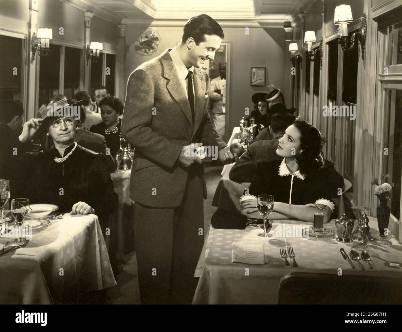 STAR DUST SARAH EDWARDS, JOHN PAYNER, LINDA DARNELL STAR DUST SARAH ...