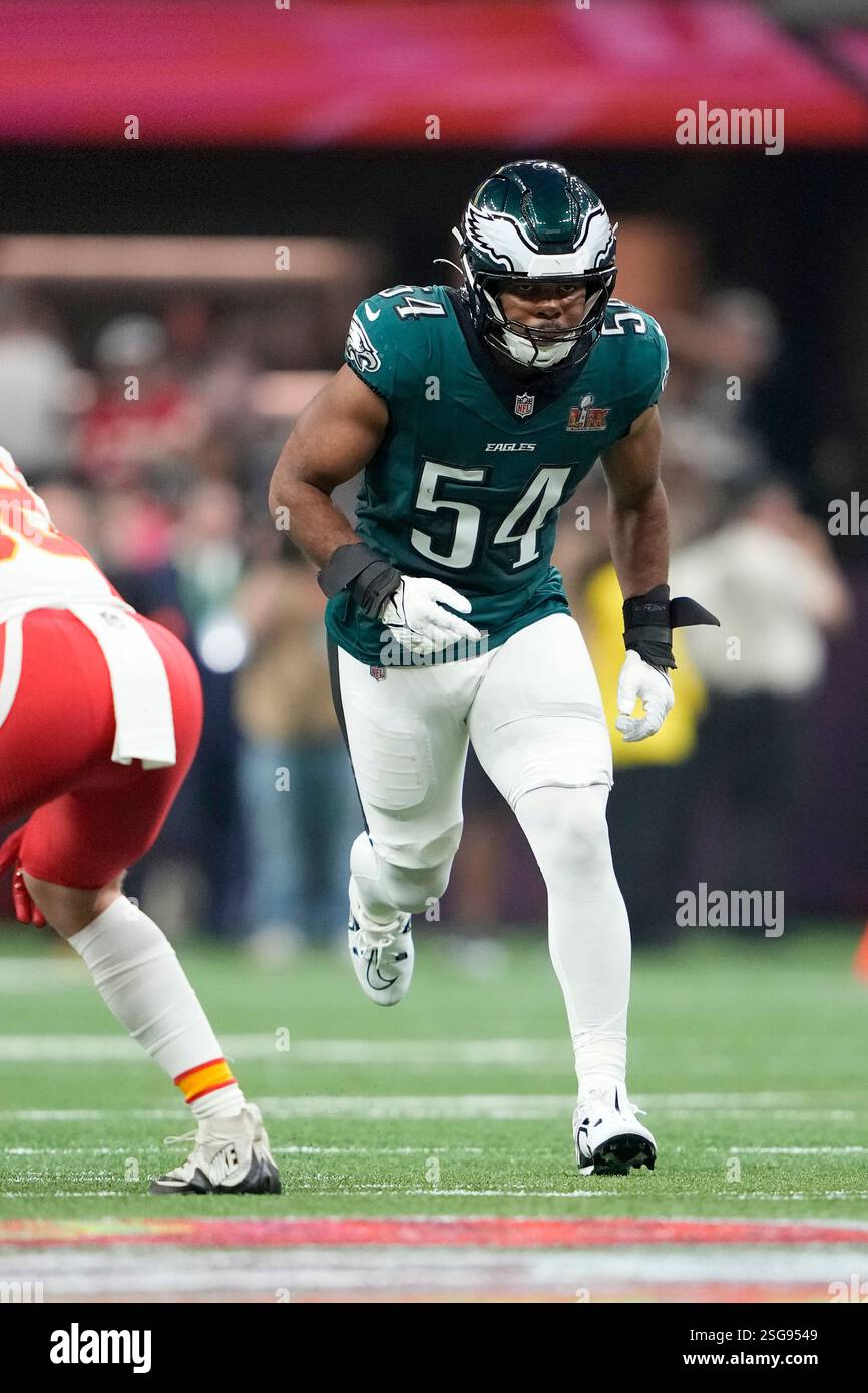 Philadelphia Eagles linebacker Jeremiah Trotter Jr. (54) in action ...