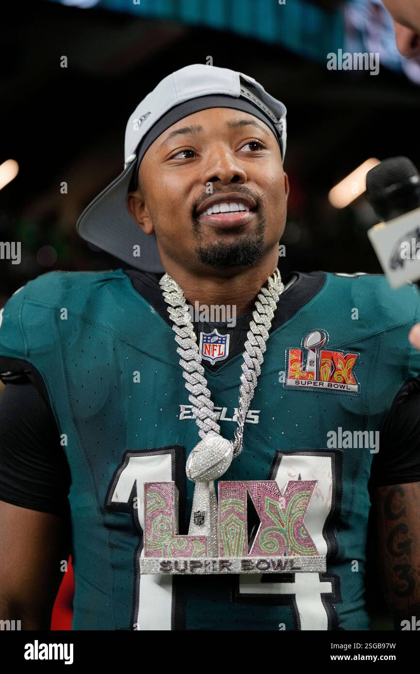 Philadelphia Eagles running back Kenneth Gainwell smiles on the field ...