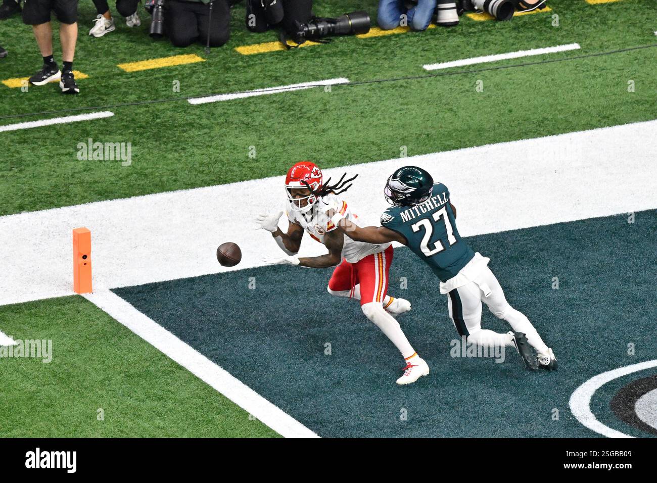 Caesars Superdome. 9th Feb, 2025. New Orleans LA; Kansas City Chiefs wide receiver DeAndre ...