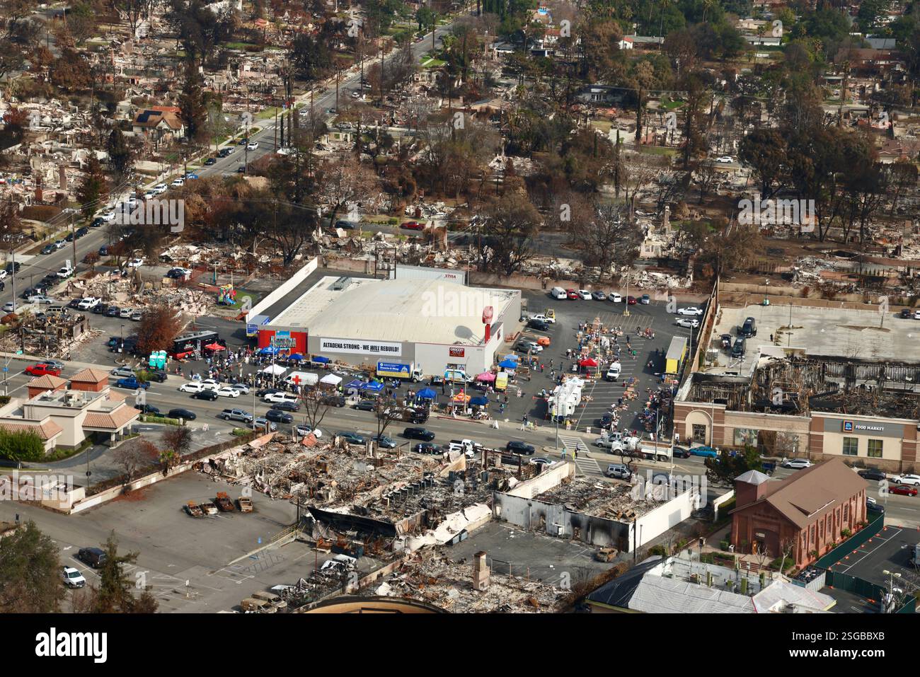 Altadena CA: Views of the Eaton Fire damage and recovery efforts on ...