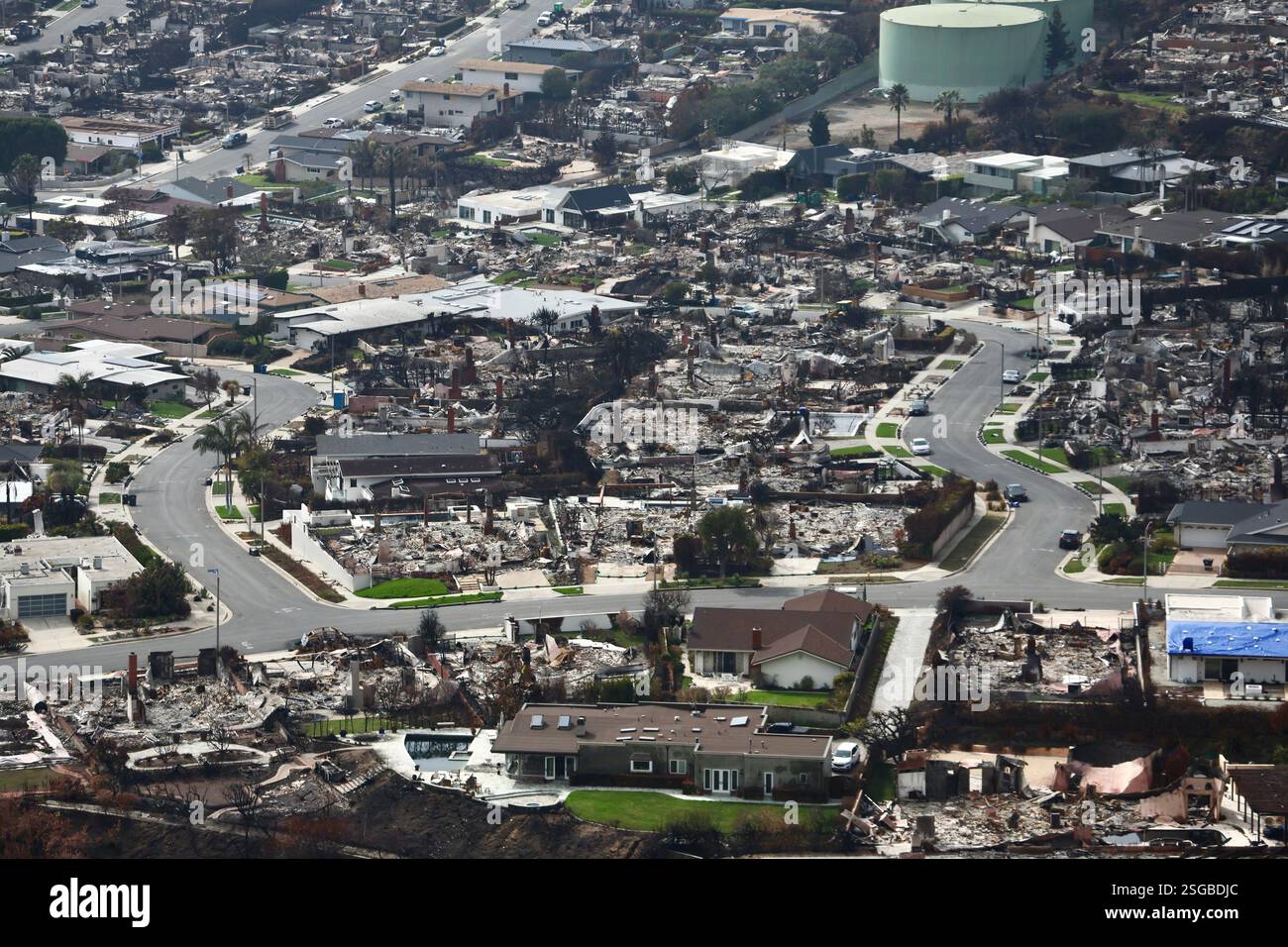 Altadena CA: Views of the Eaton Fire damage and recovery efforts on ...