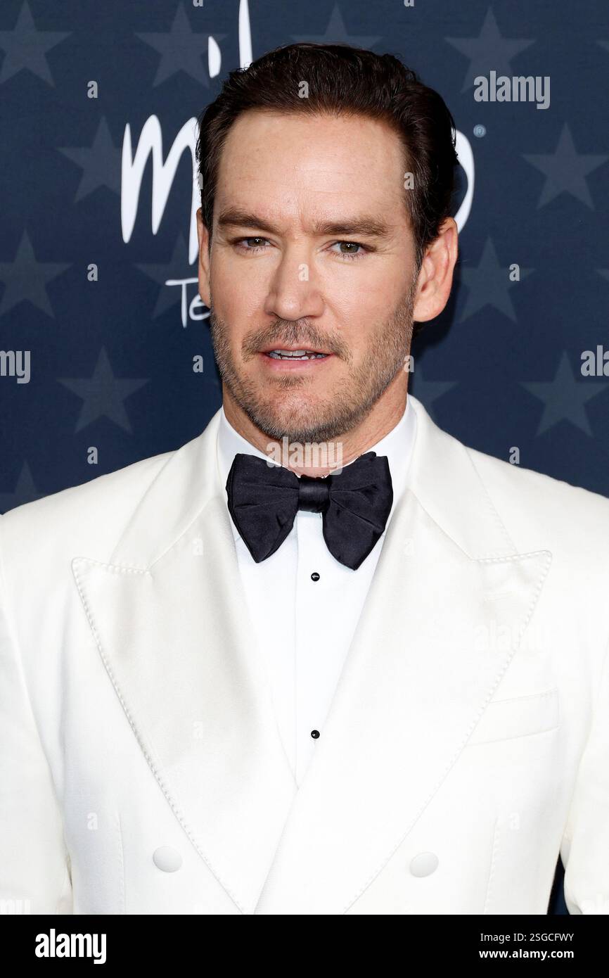LOS ANGELES - FEB 7: Mark-Paul Gosselaar at the 2025 Critics Choice ...