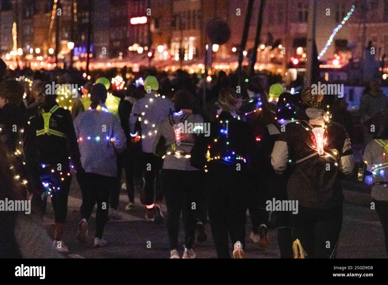 Copenhagen, Denmark. 09th Feb, 2025. The worldís biggest Light-Art-Run ...