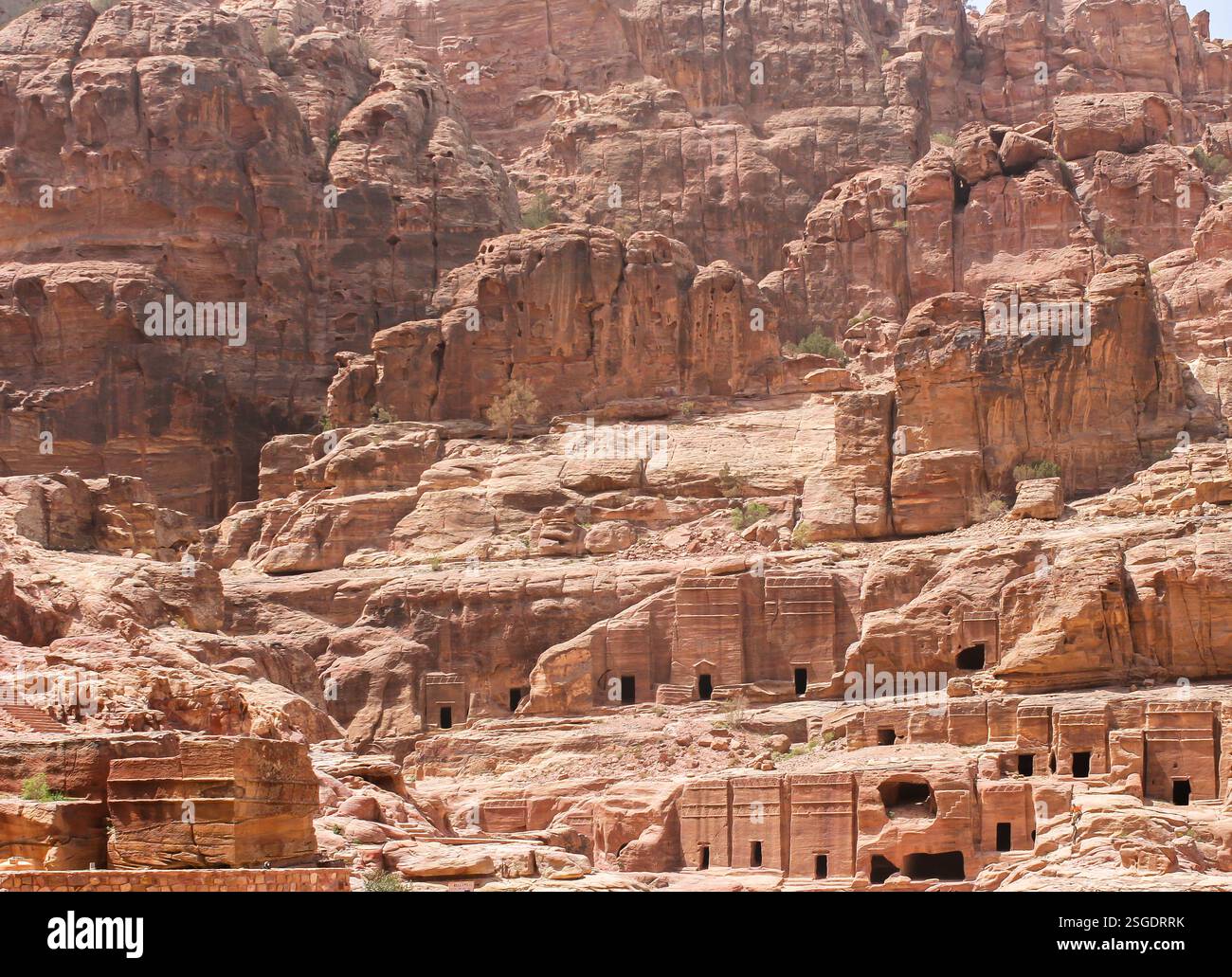 Architecture of Petra carved in Sandstone Stock Photo - Alamy