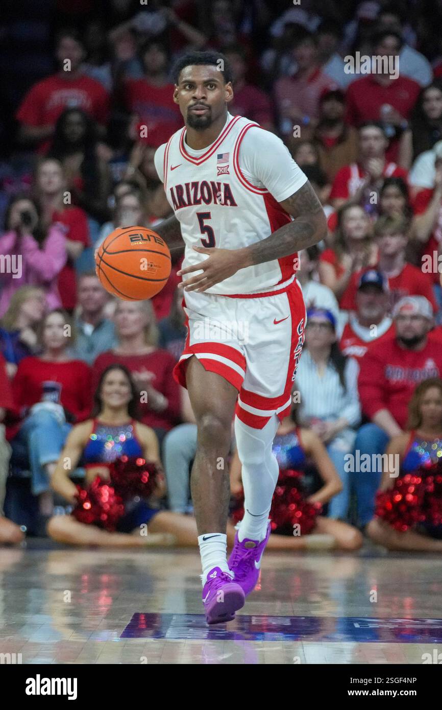 Arizona guard KJ Lewis (5) against Texas Tech during a NCAA college ...