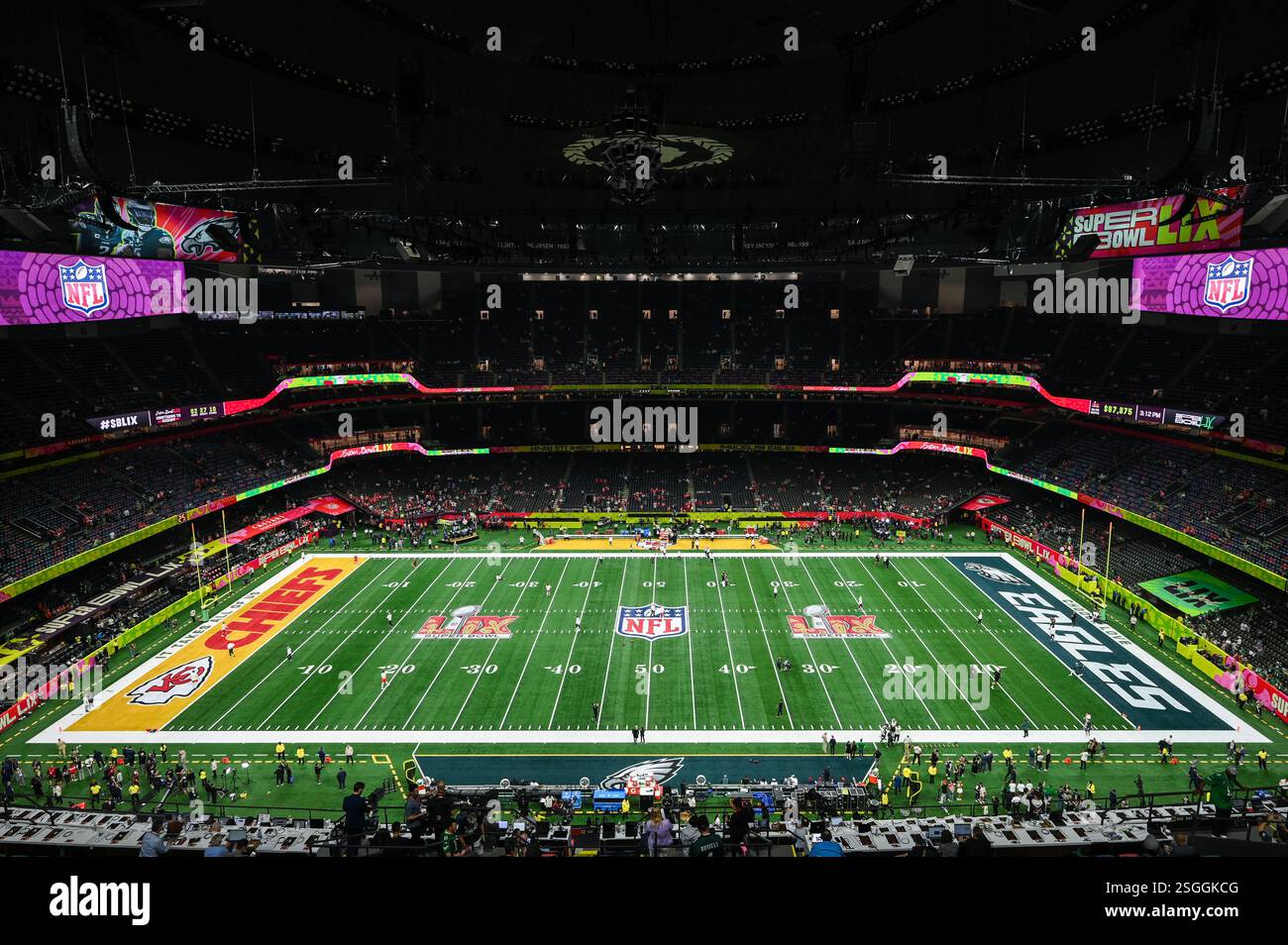 2025 super bowl hi-res stock photography and images - Alamy
