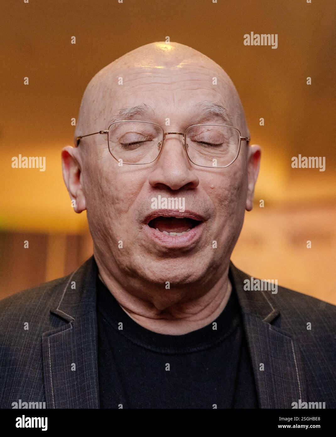 Los Angeles, California, USA. 8th Feb, 2025. VIP Medium Darryl Anka ...