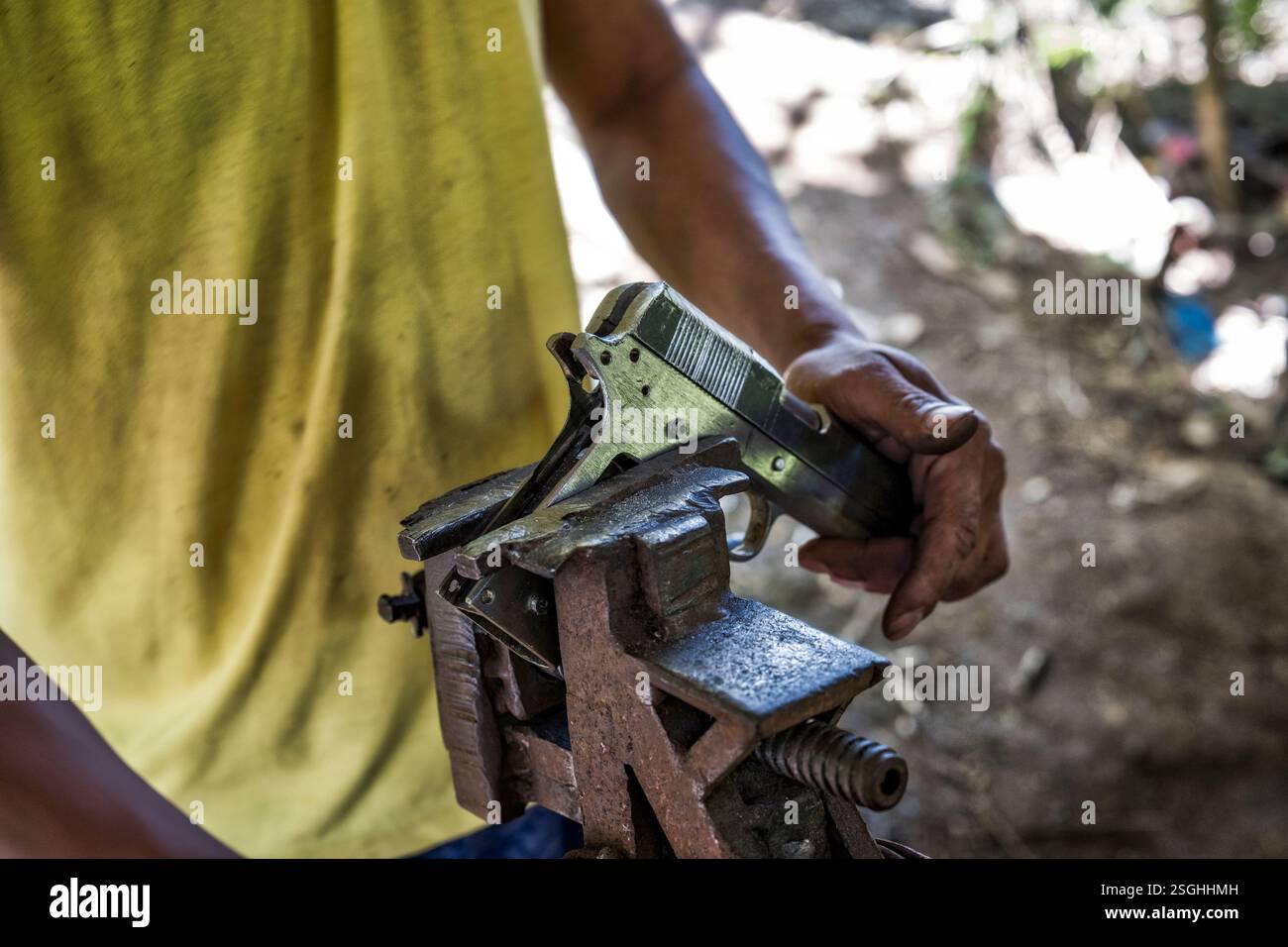 Criminal gangs in philippines hi-res stock photography and images - Alamy