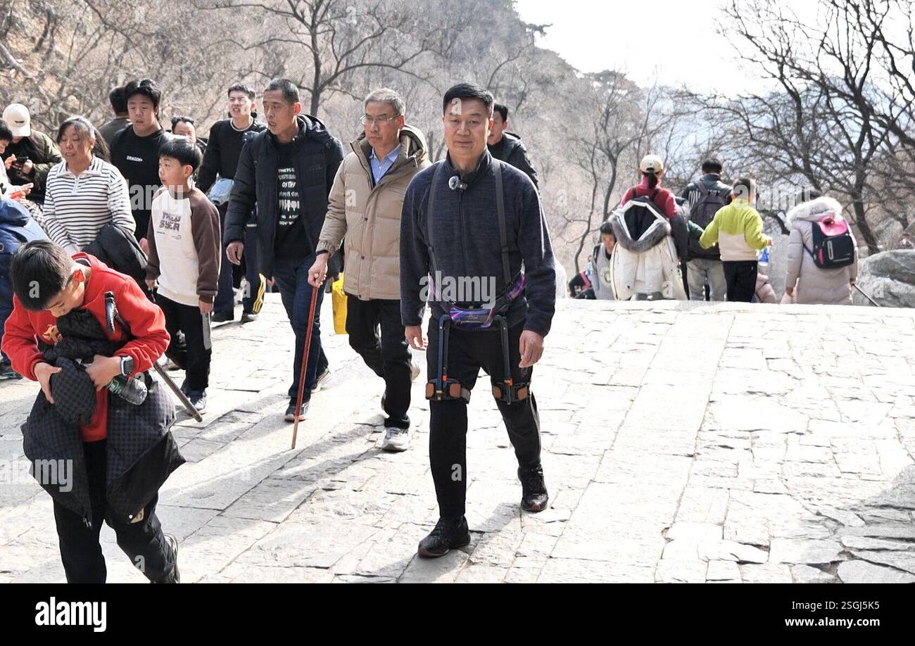 Jinan. 10th Feb, 2025. This photo taken in January 2025 shows a staff ...
