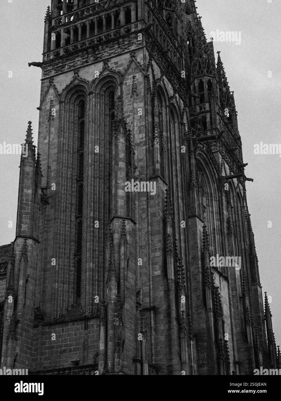 Gothic architecture and tourism and sky Black and White Stock Photos ...