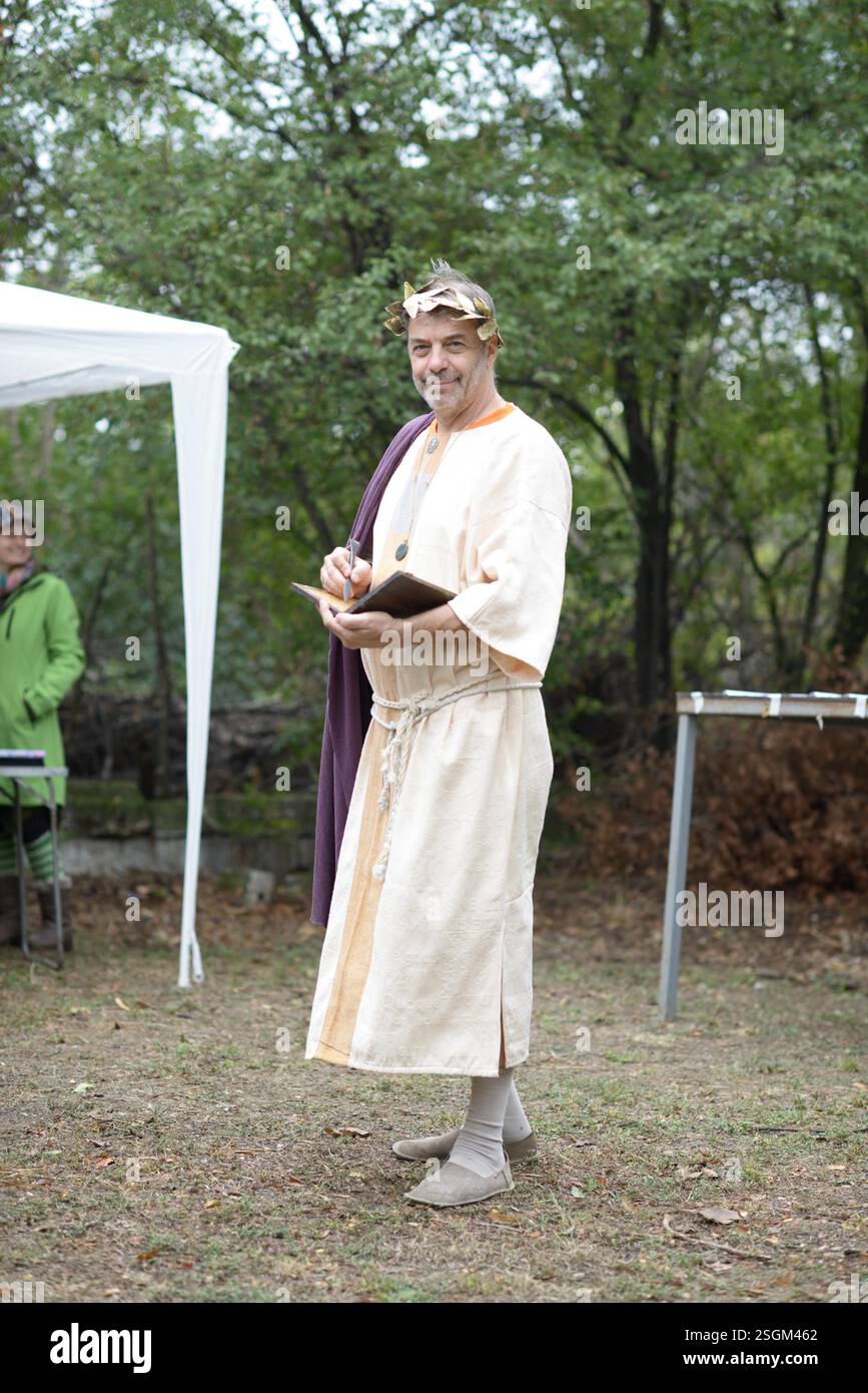 Roman style robe hi-res stock photography and images - Alamy