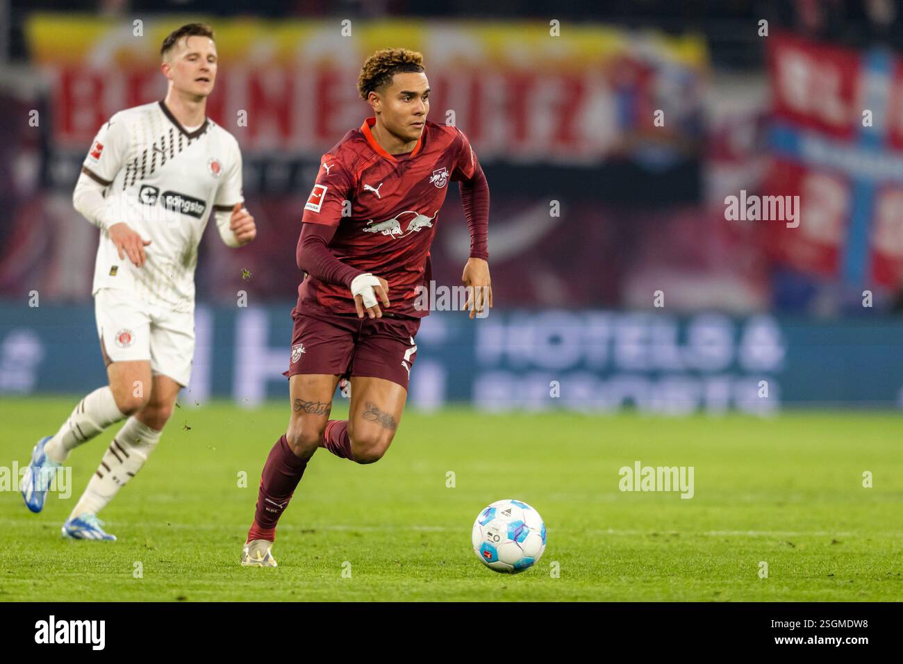 Leipzig, Germany. 09th Feb, 2025. Antonio Nusa (7) of RB Leipzig seen ...