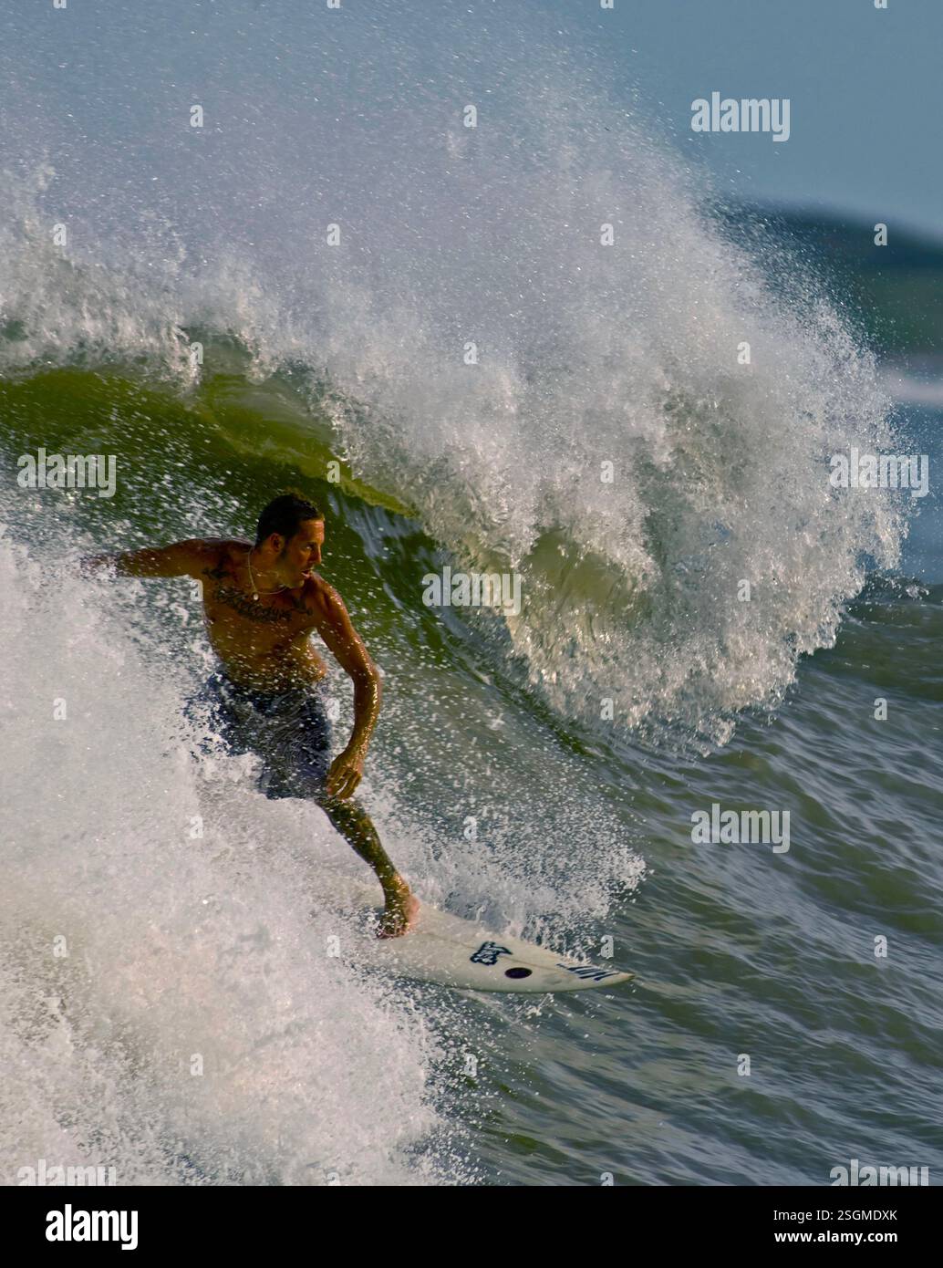 Hurricane ike waves hi-res stock photography and images - Alamy