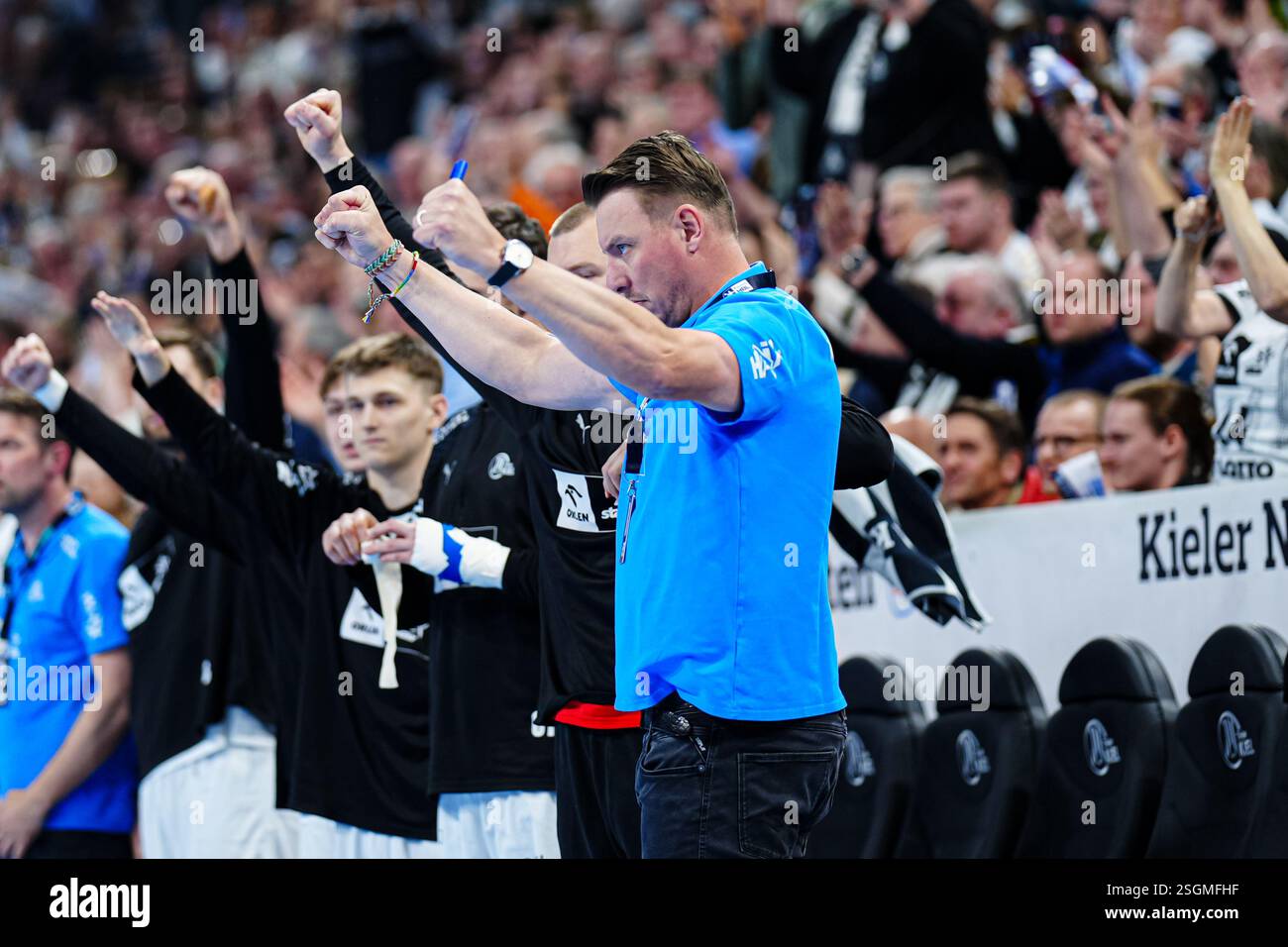 Filip Jicha (THW Kiel, Trainer) GER, THW Kiel vs. SC Magdeburg ...