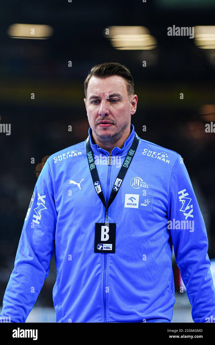 Filip Jicha (THW Kiel, Trainer) GER, THW Kiel vs. SC Magdeburg ...