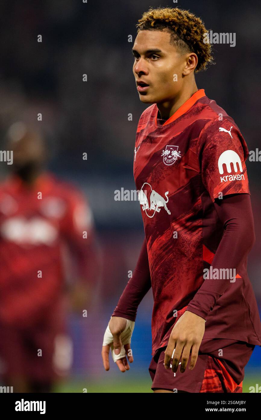 Leipzig, Germany. 09th Feb, 2025. Xavi Simons (10) of RB Leipzig seen ...