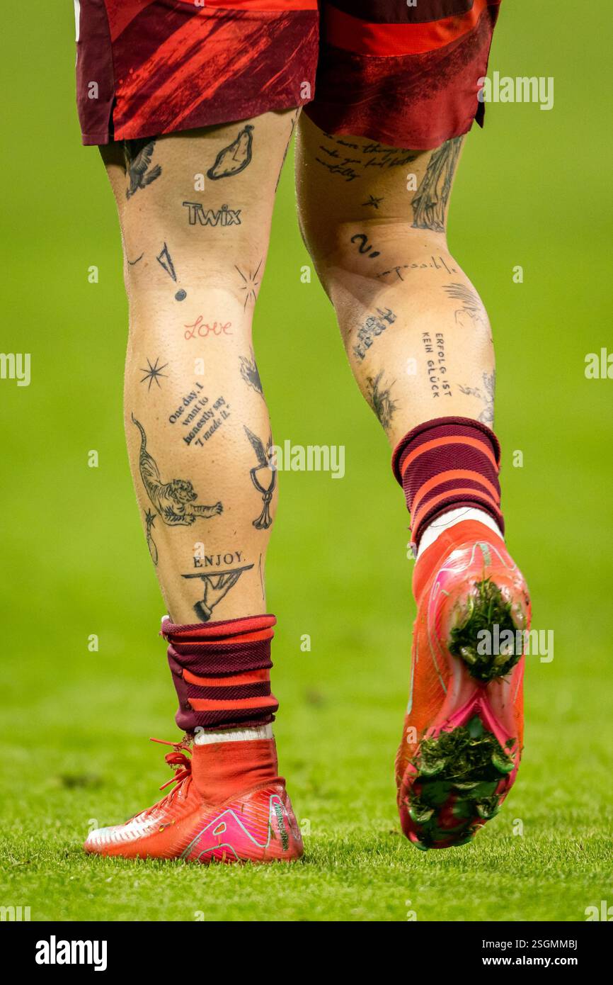 Leipzig, Germany. 09th Feb, 2025. The legs of David Raum of RB Leipzig ...