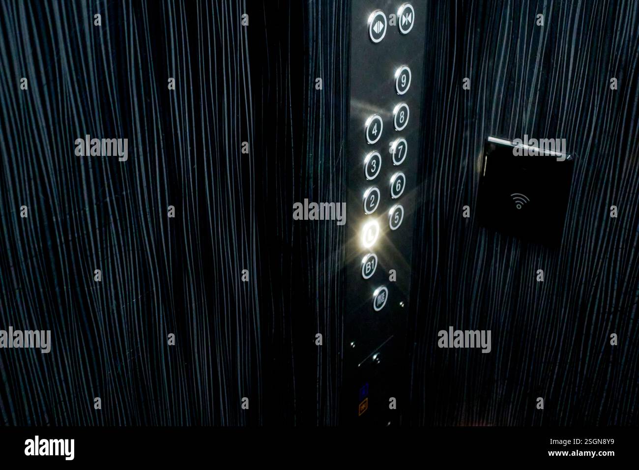 Elevator buttons hi-res stock photography and images - Alamy