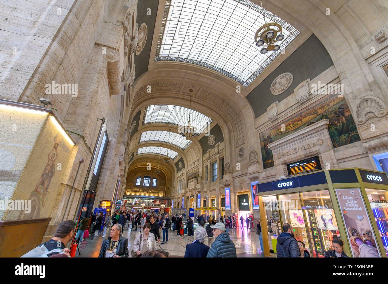 Italian railroad train interior hi-res stock photography and images - Alamy