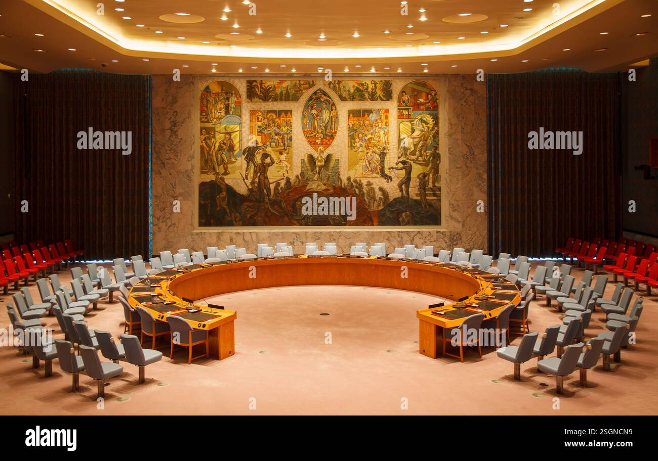 The Security Council Chamber in the headquarters of the United Nations ...