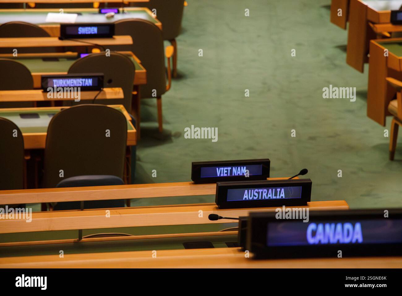 The countries seats inside the Assembly Hall in the United Nations ...