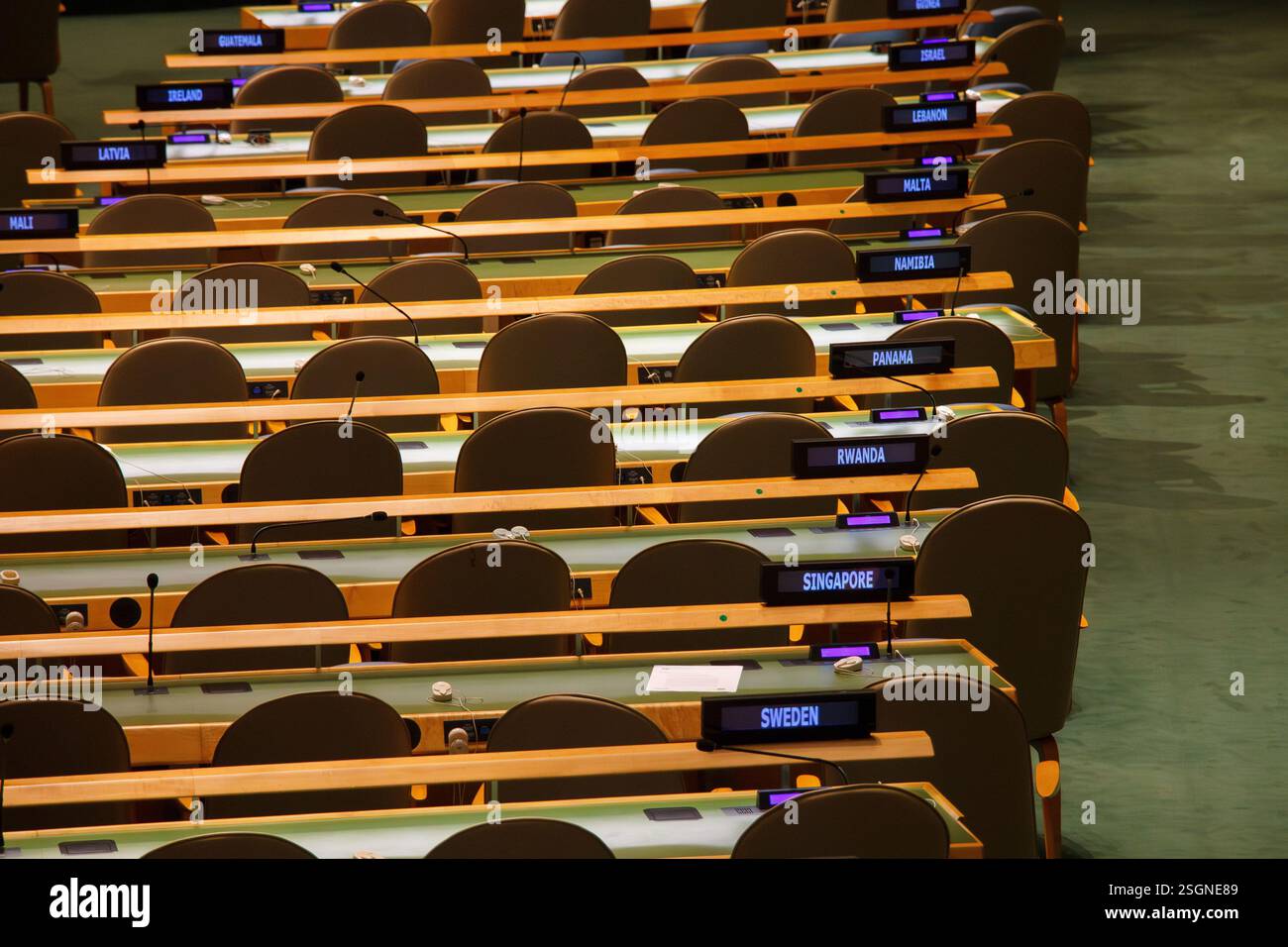 The countries seats inside the Assembly Hall in the United Nations ...