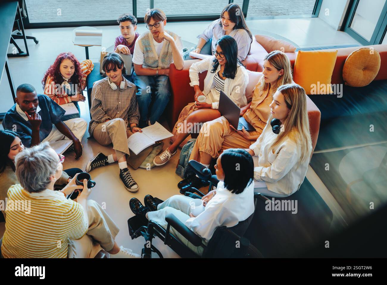 Informal learning space hi-res stock photography and images - Alamy