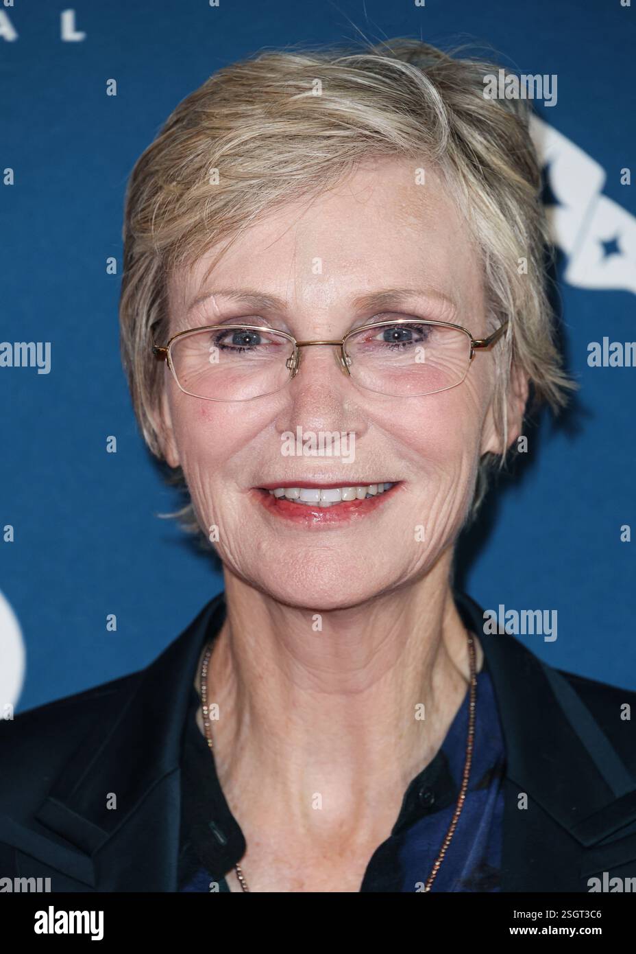 SANTA BARBARA, CALIFORNIA, USA - FEBRUARY 09: Jane Lynch arrives at the ...