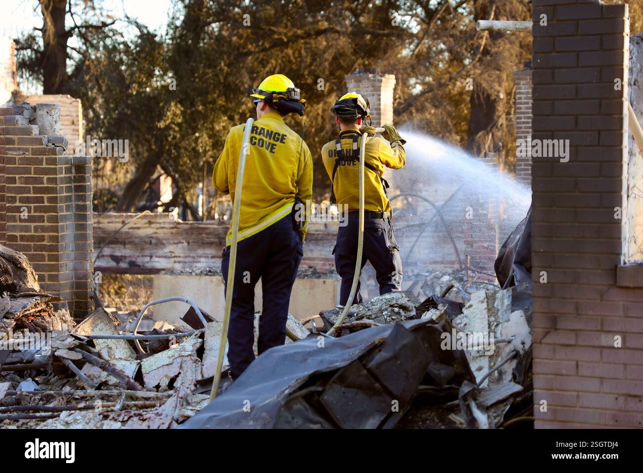 Burning aftermath hi-res stock photography and images - Alamy