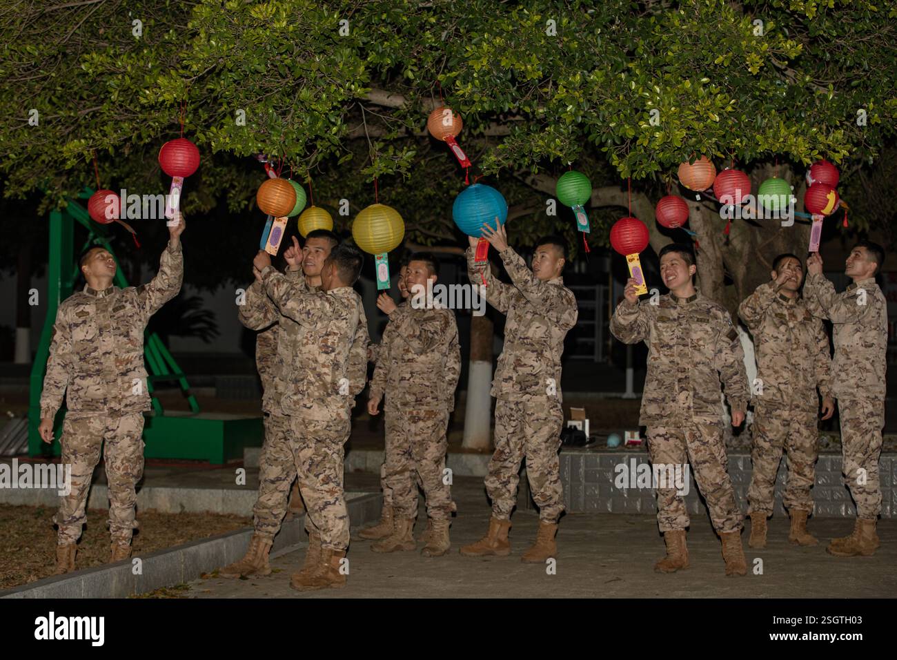 Officers and soldiers solve lantern riddles to celebrate the upcoming ...