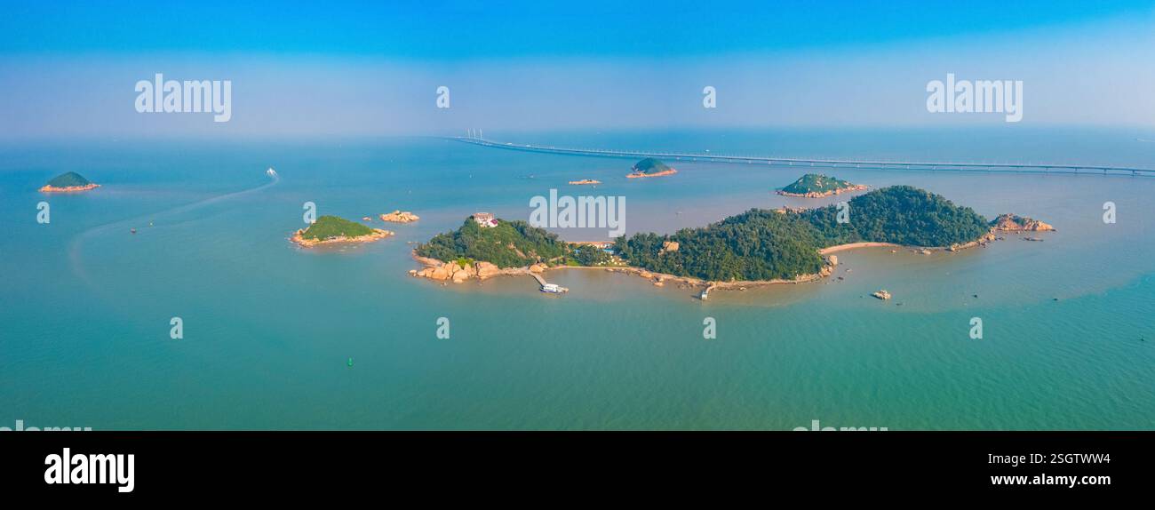Ocean scenery around Jiuzhou Island, Zhuhai City, Guangdong Province ...