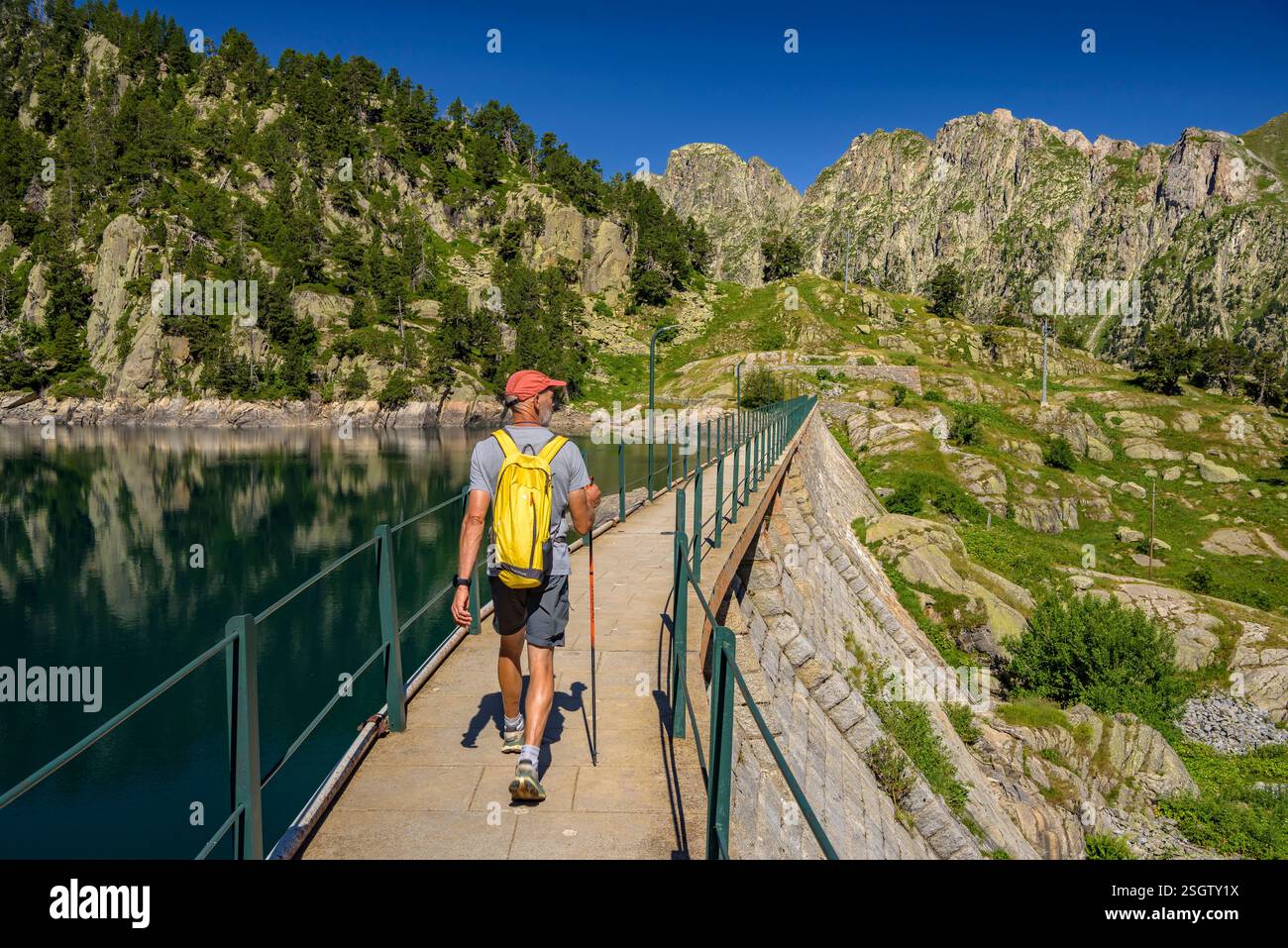 Pantano naturaleza excursionista hi-res stock photography and images ...