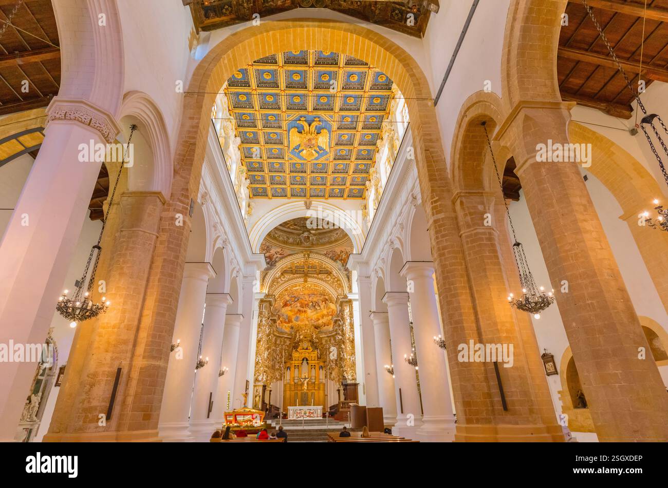 Cattedrale di San Gerlando interior, Agrigento, Sicily, Italy Stock ...